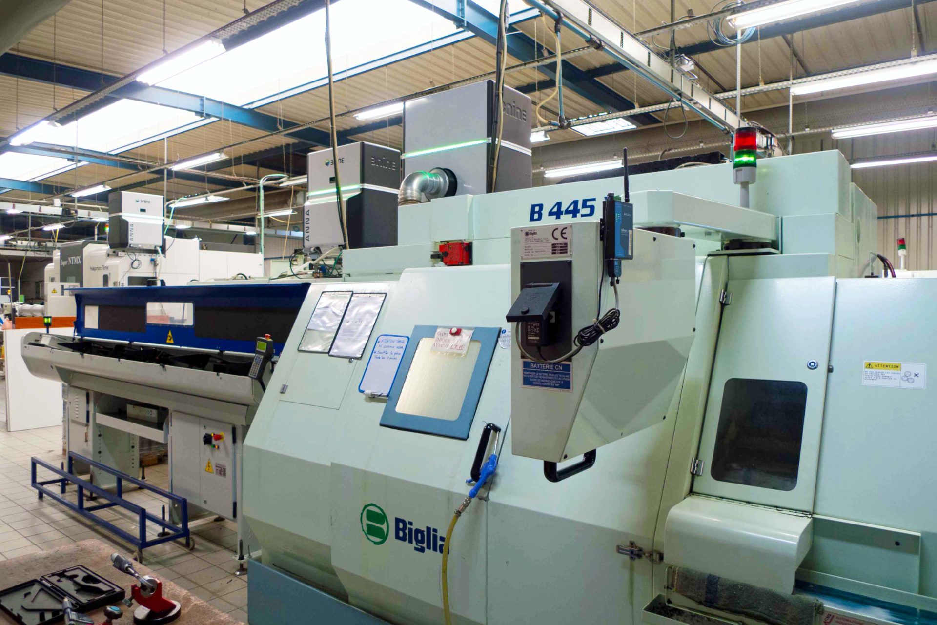 The 3nine oil mist eliminator Anna installed on a Biglia B445 CNC ...